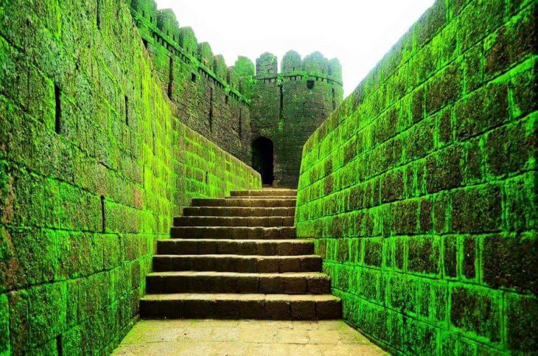 Famous Historical Monuments Built By Women In India - Travelsite India Blog